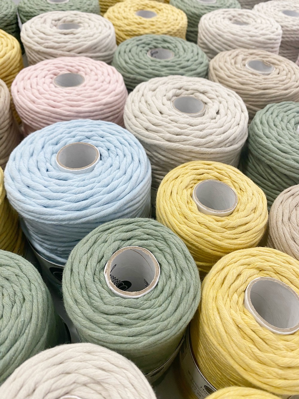 Macramè: migliori filati e nodi base – Spazio Battibaleno